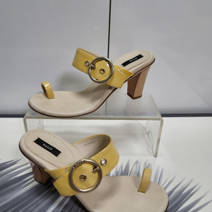 정품) 발리 여자 샌들 EU37 235~240 굽7. | 샌들/슬리퍼 | 중고나라