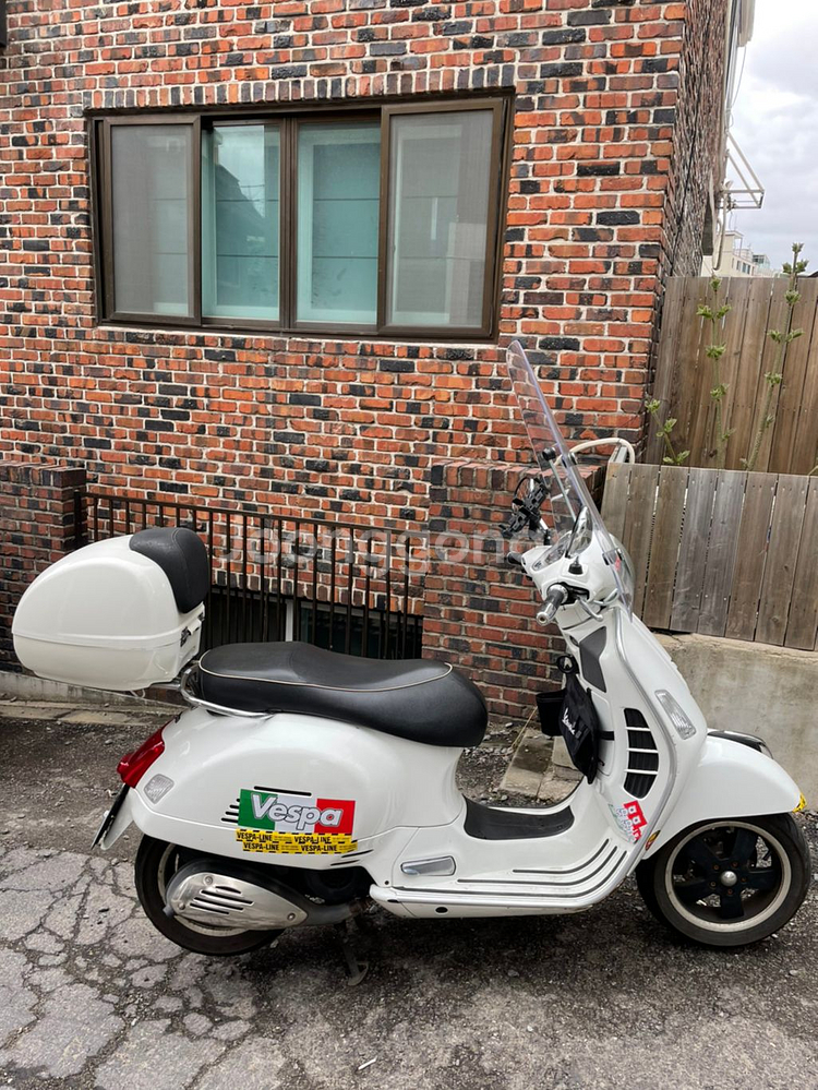 베스파gts125 / 16년식 힌둥이 판매 | 125cc 이하 | 중고나라