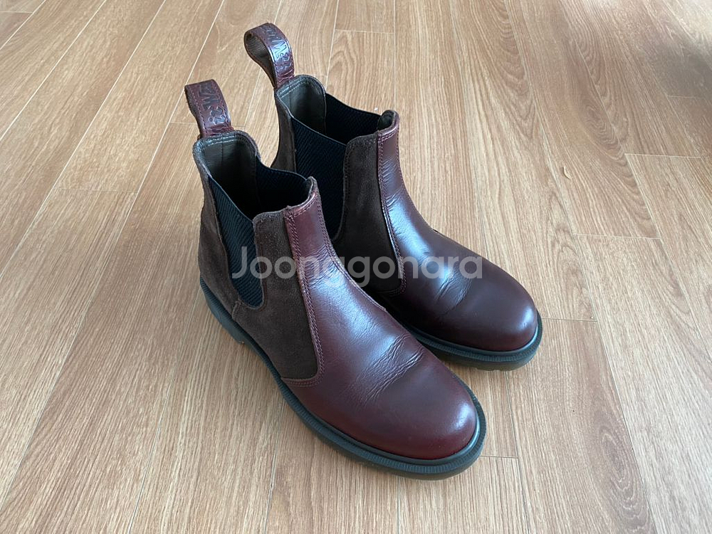 닥터마틴 첼시부츠 2976 (270) | 워커/부츠 | 중고나라