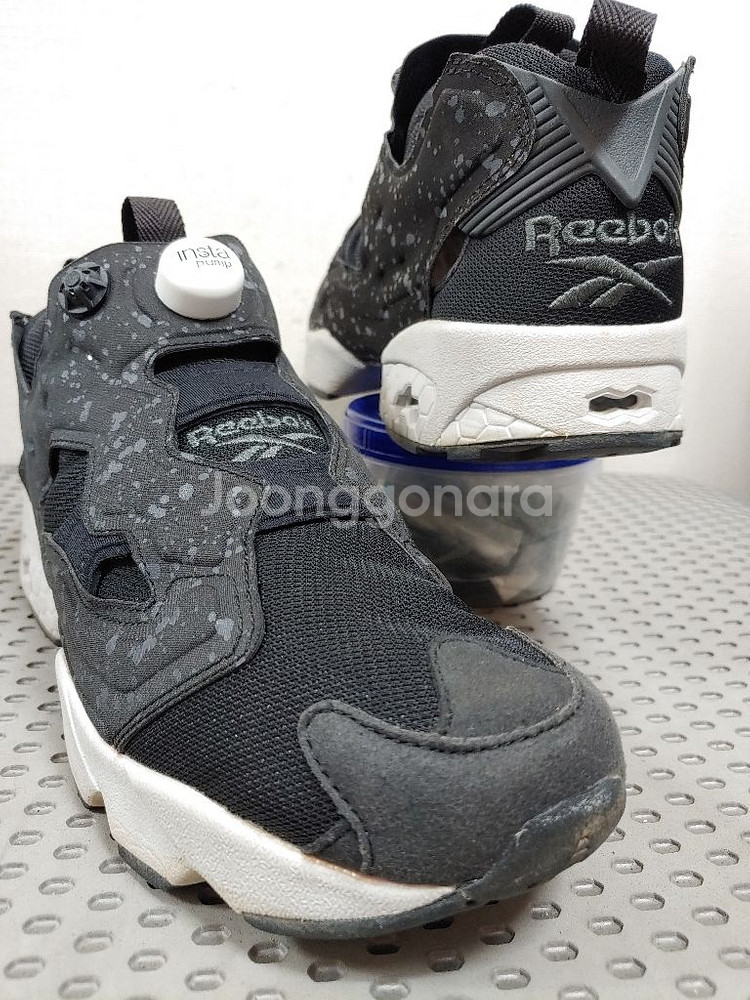 리복 퓨리 인스타 펌프(US9.5표기275추천270) | 런닝화/워킹화 | 중고나라