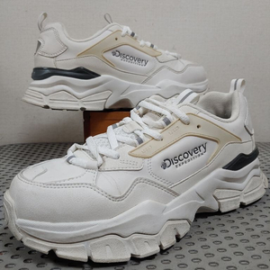 디스커버리 버킷 디워커V2(US8.5표기265추천260 | 런닝화/워킹화 | 중고나라