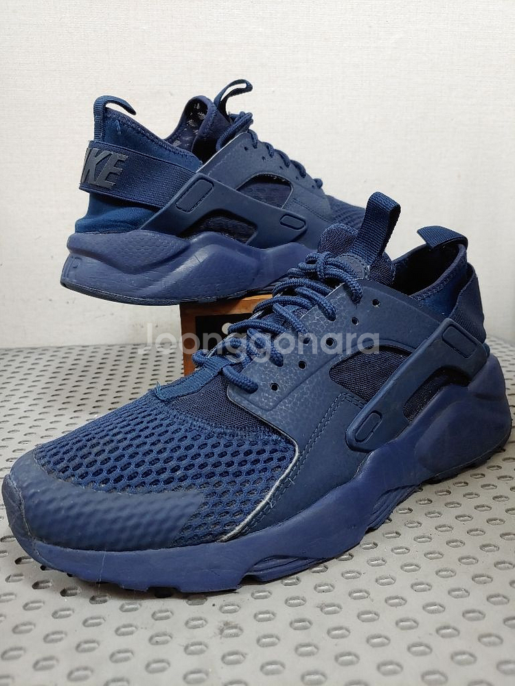 나이키 에어 허라취 울트라(US9표기270추천265) | 런닝화/워킹화 | 중고나라