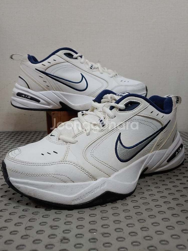 나이키 에어 모나크(US7.5표기255) | 런닝화/워킹화 | 중고나라