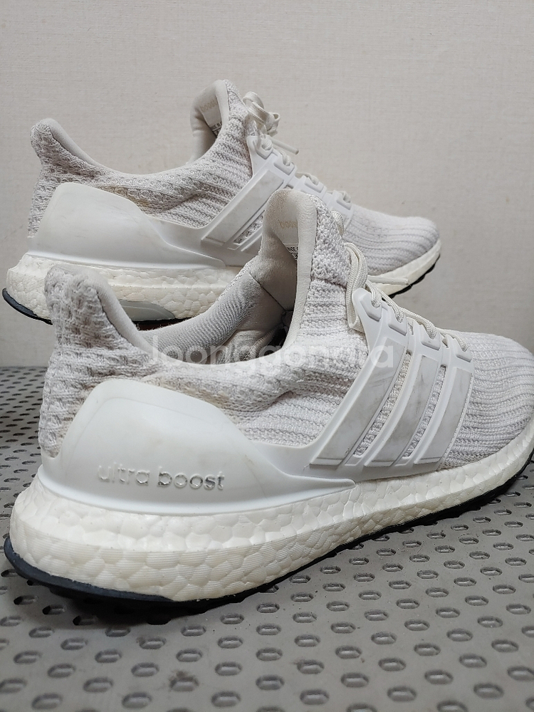 아디다스 울트라부스트(US9.5추천270) | 런닝화/워킹화 | 중고나라
