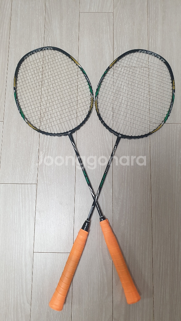 배드민턴 라켓 던롭 그라비통 sf8.2 | 배드민턴의류/용품 | 중고나라