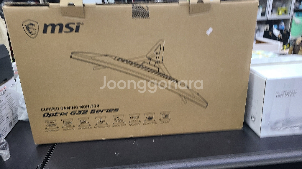 msi 32인치 커브드 게이밍모니터ㅡoptix g32c | 기타 주변기기 | 중고나라