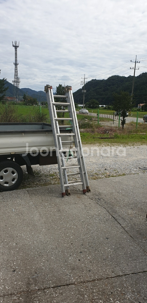 사다리6단 판매합니다 산업 안전 공구함 중고나라