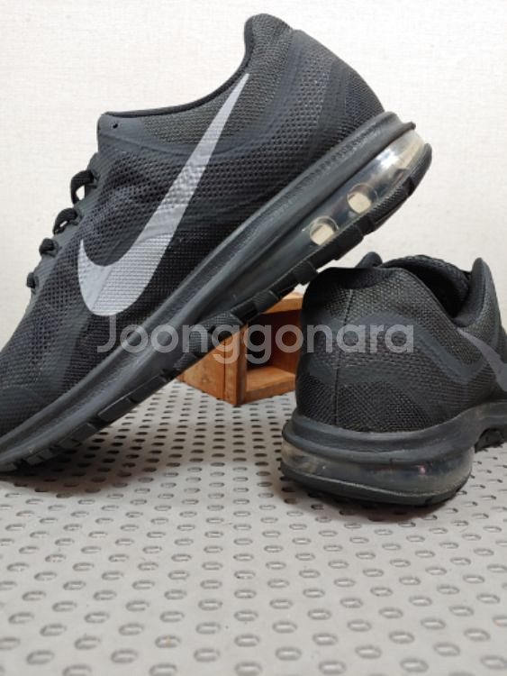 나이키 에어맥스 다이너스티2(US8표기260추천255) | 중고나라 카페에서 운영하는 공식 사이트