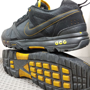 나이키 ACG롱벅 트레킹화(US9.5표기275추천265 | 등산화/배낭/장비 | 중고나라