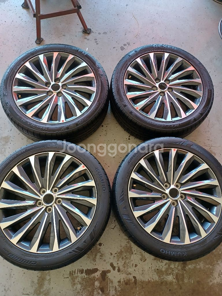 투싼nx4 스포티지nq5용 20인치휠타이어 | 중고나라 카페에서 운영하는 공식 사이트