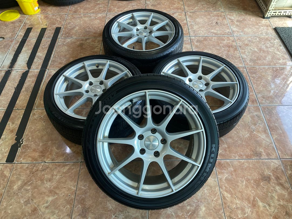 18인치휠타이어 팝니다 (쏘나타,K5,SM5) | 휠/타이어 | 중고나라