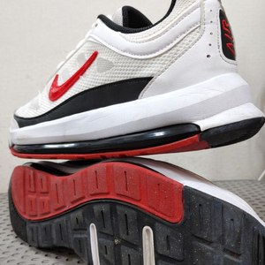 나이키 에어맥스AP(US9표기270추천265) | 런닝화/워킹화 | 중고나라