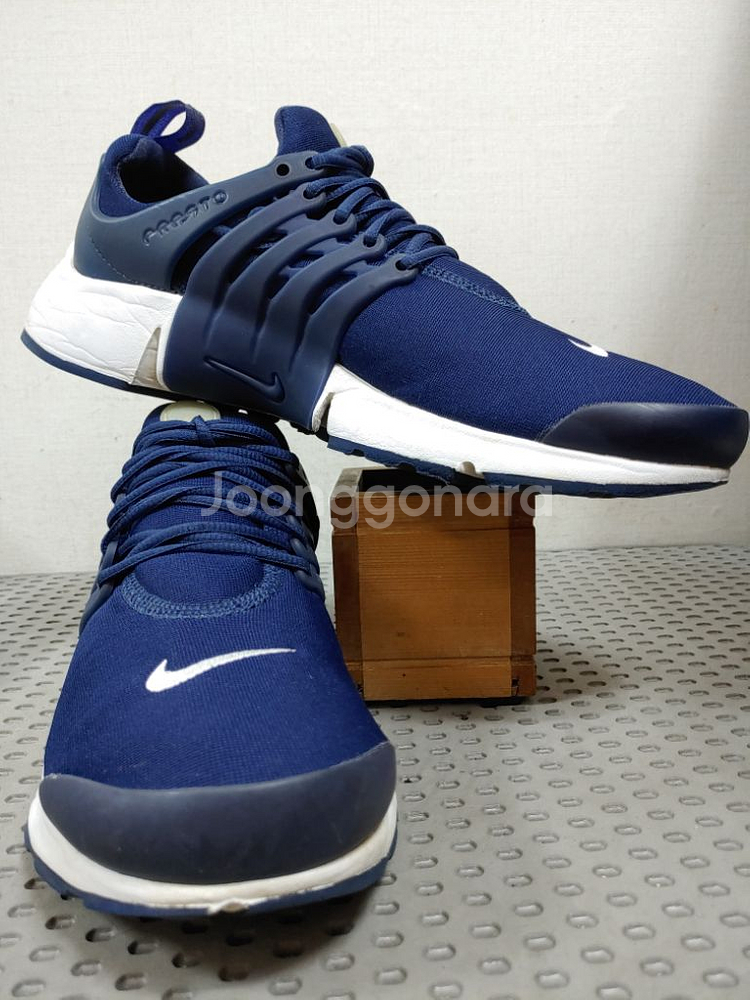 나이키 에어 프레스토 에센셜(US9표기270추천265) | 런닝화/워킹화 | 중고나라