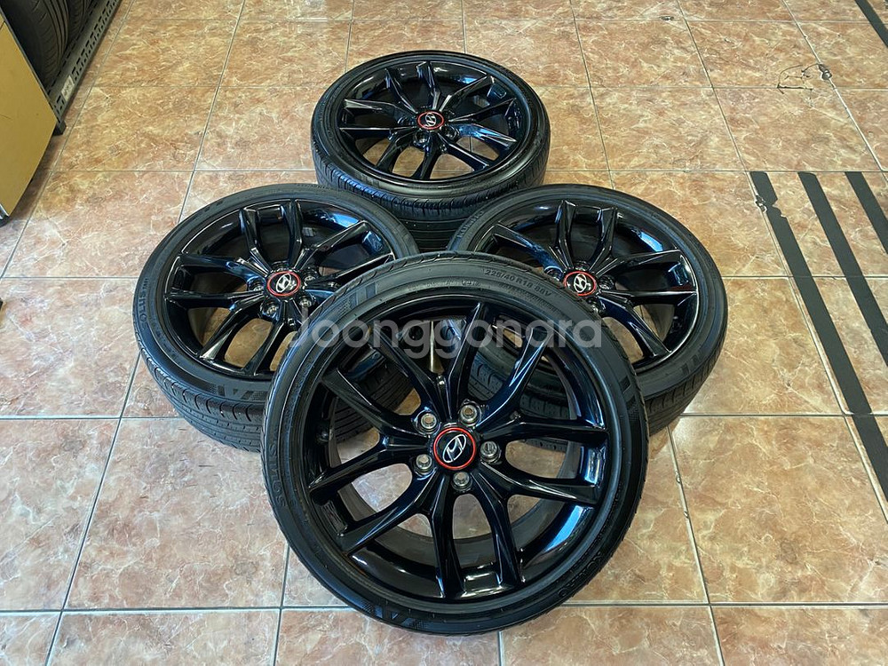 벨로스터(js) 터보 18인치 순정휠타이어 팝니다 | 휠/타이어 | 중고나라