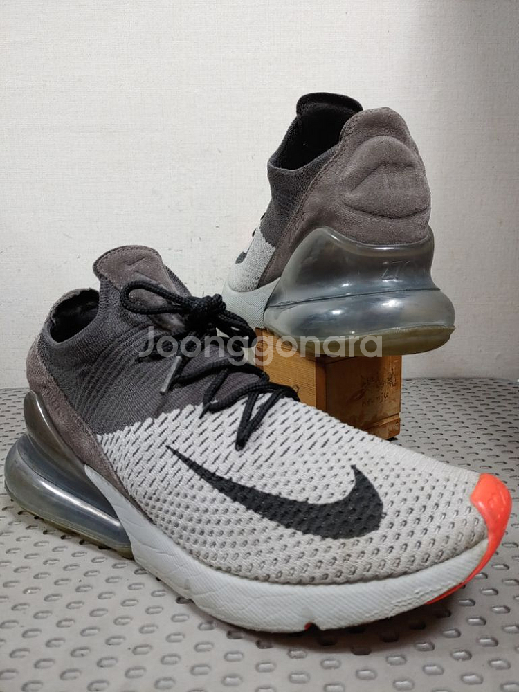 나이키 에어맥스270플라이니트(US9표기270추천265 | 중고나라 카페에서 운영하는 공식 사이트