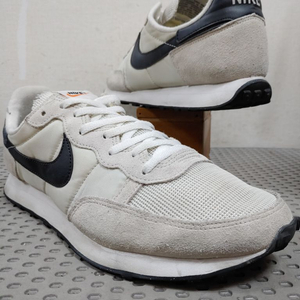 나이키 챌린져OG(US9표기270추천265) | 런닝화/워킹화 | 중고나라