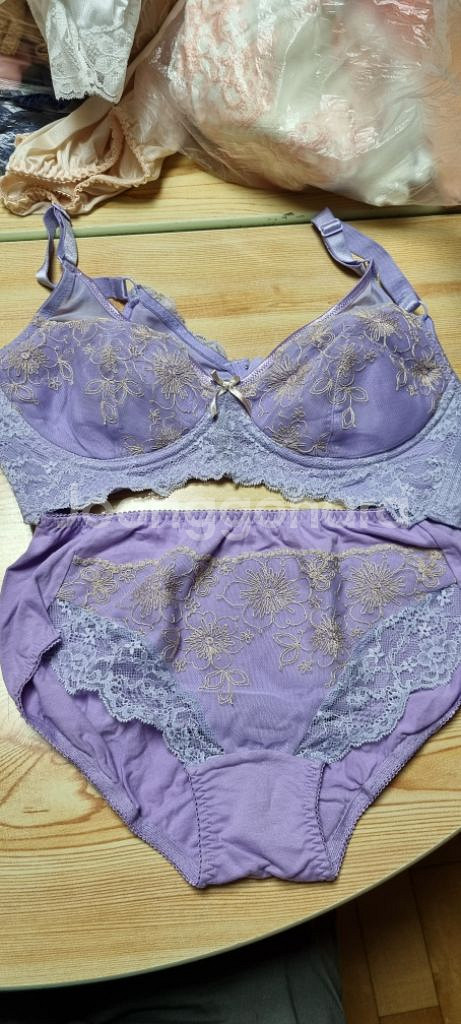 보라 팬티 브라 세트 85B 100 | 언더웨어/잠옷 | 중고나라