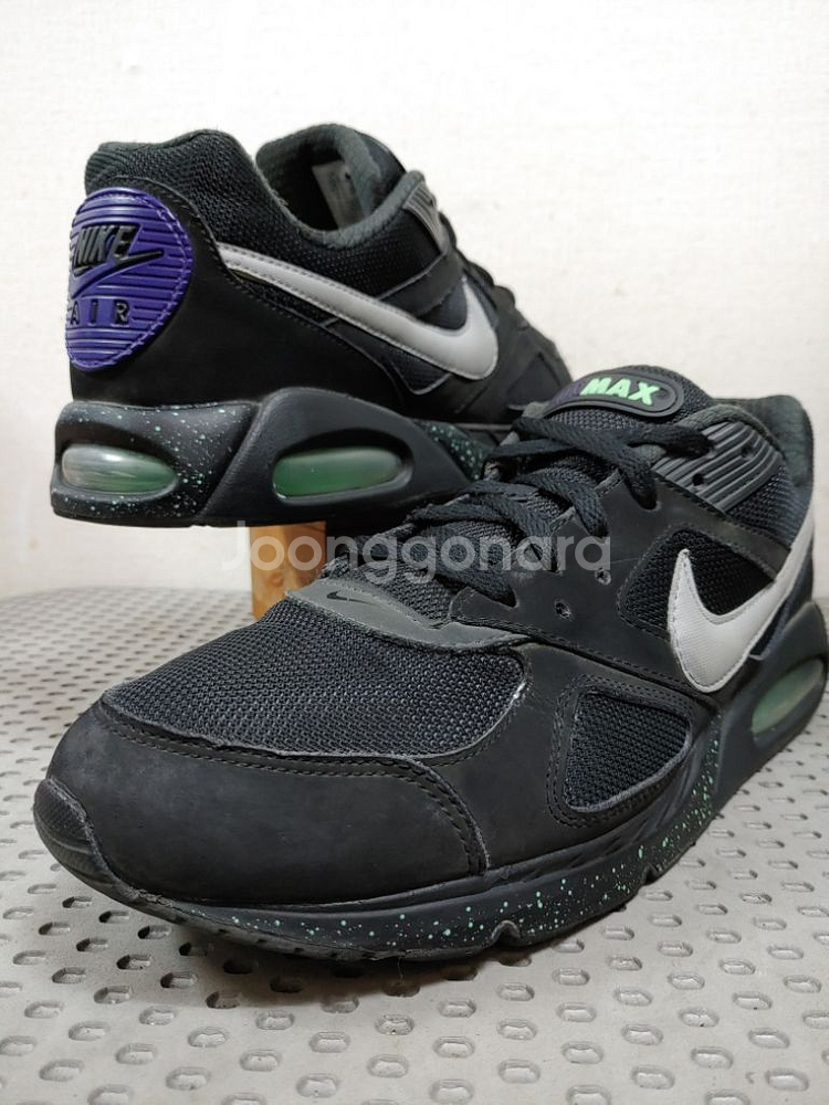 나이키 에어맥스 IVO(US11.5표기295추천290) | 런닝화/워킹화 | 중고나라