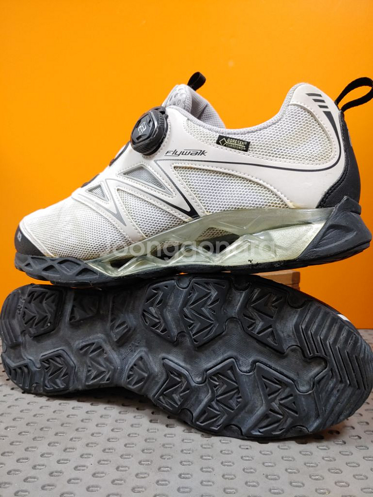 K2 플라이워크 서라운드 고어텍스트레킹화265추천260 | 등산화/배낭/장비 | 중고나라