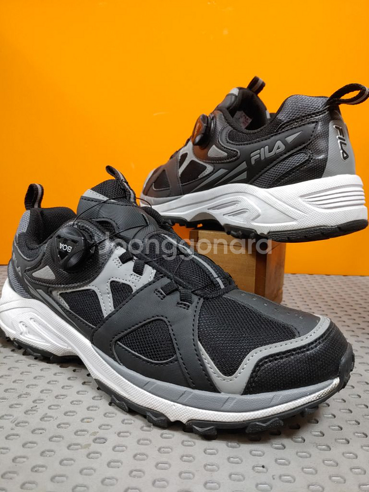 휠라 보아 트레킹 워킹화(US9표기270추전265) | 등산화/배낭/장비 | 중고나라