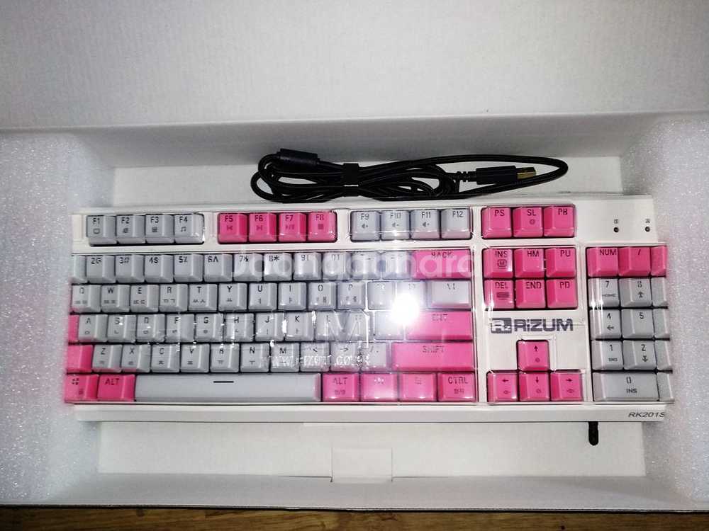 RIZUM RK201S 크리스탈 키캡 키보드 (V1) | 키보드/마우스/스피커 | 중고나라