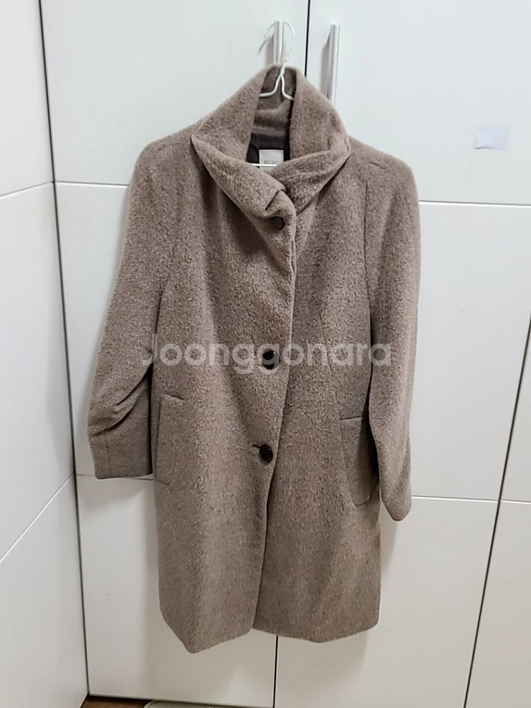 택포: BCBG 코트 55-66 (알파카, 모) | 자켓/코트 | 중고나라