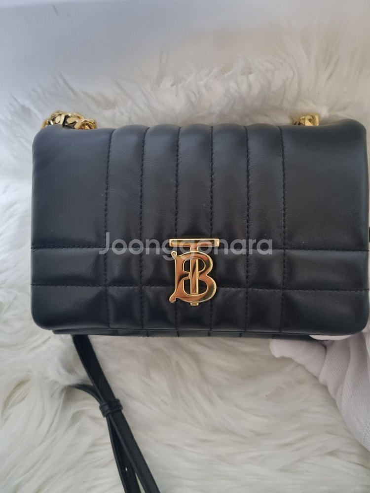 (정품)22FW 버버리 TB 퀼팅 숄더백 *신상품 | 숄더백 | 중고나라
