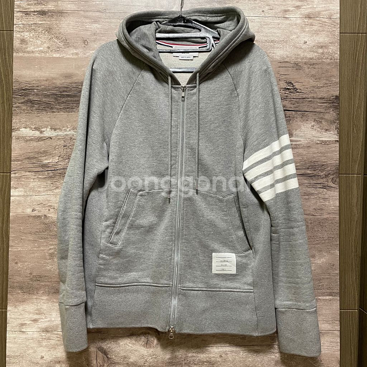 [4사이즈] 21fw 톰브라운 사선완장 후드집업 | 티셔츠/캐쥬얼의류 | 중고나라