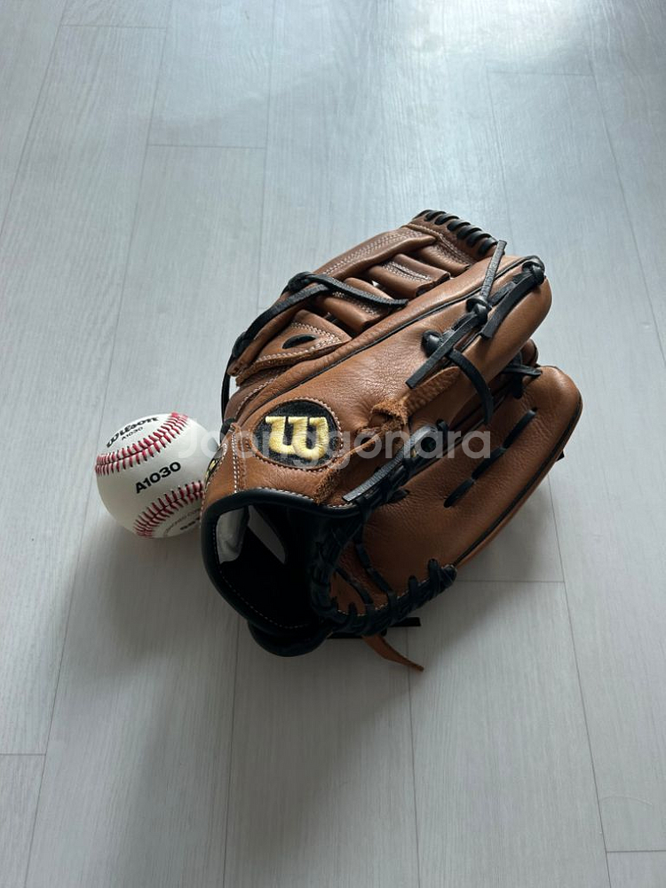 윌슨 A900 글러브 + A1030 야구공 | 야구공/용품 | 중고나라