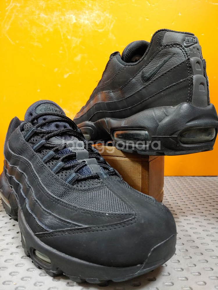 나이키 에어맥스95(US8.5표기265추천260~265 | 런닝화/워킹화 | 중고나라