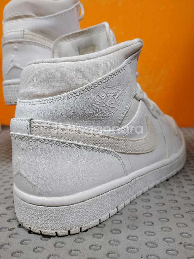 나이키 에어 조던1레트로 미드(US9표기270추천265 | 농구의류/농구화 | 중고나라