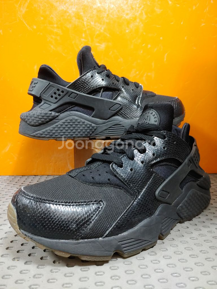 나이키 에어 허라취(US8표기260추천255) | 런닝화/워킹화 | 중고나라