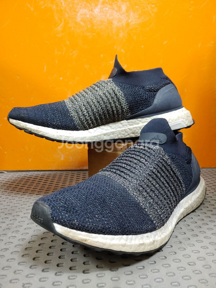 아디다스 울트라부스트 레이스리스(US8.5추천265) | 런닝화/워킹화 | 중고나라