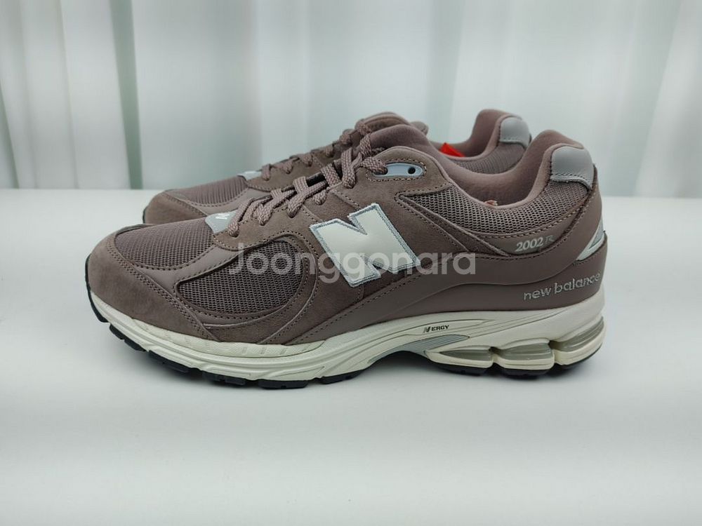 뉴발란스 M2002RF1 290사이즈 | 런닝화/워킹화 | 중고나라