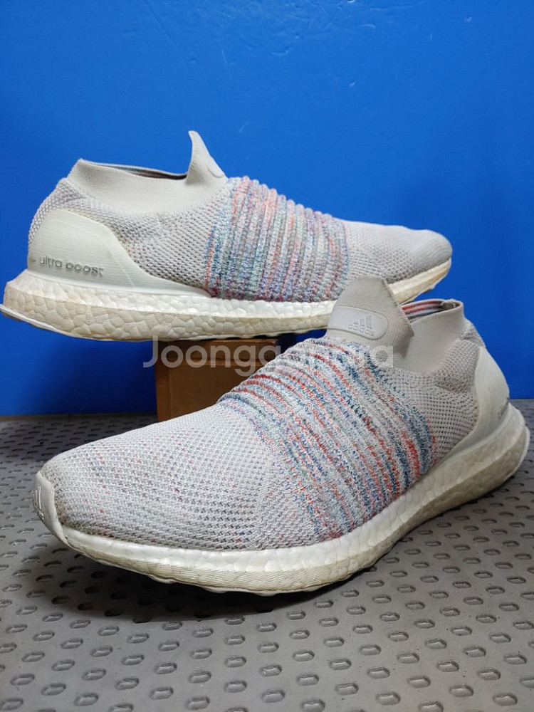 아디다스 울트라부스트 레이스리스(US9.5추천270) | 런닝화/워킹화 | 중고나라