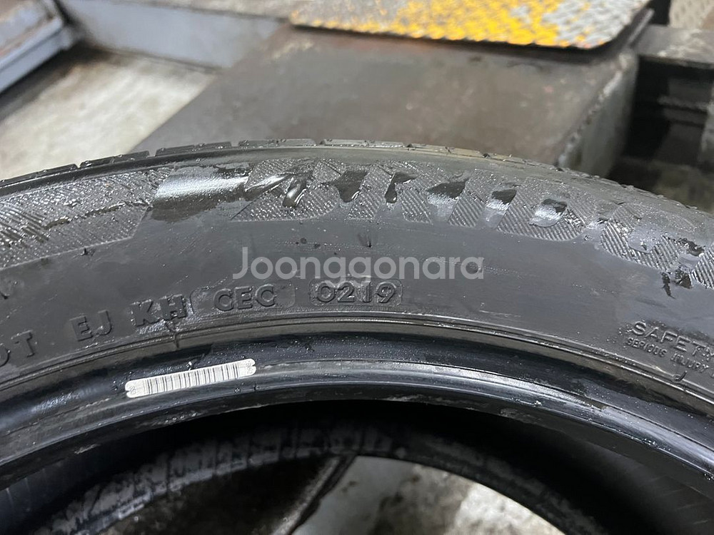 245 50 20 브릿지스톤 타이어 2본 판매 | 휠/타이어 | 중고나라