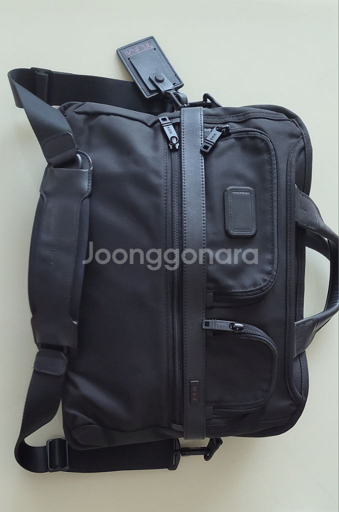 TUMI T-Pass 크로스백 010 3741 2348 | 크로스백 | 중고나라