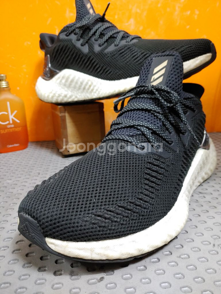 아디다스 알파부스트(US9.5추천270) | 런닝화/워킹화 | 중고나라