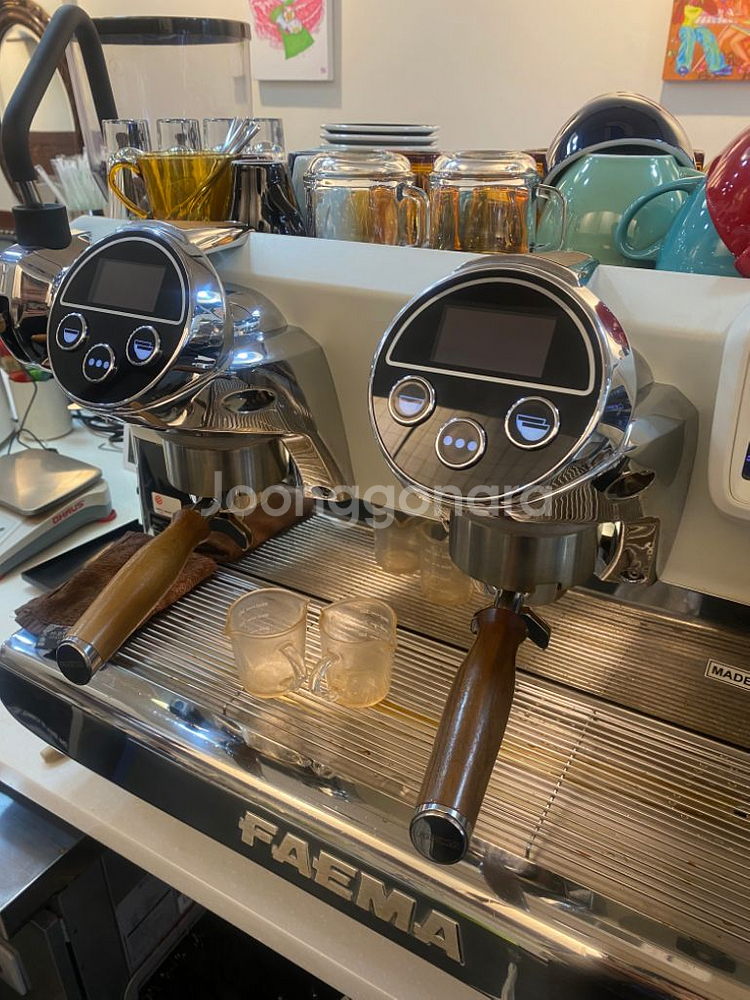 훼마 faema e71 에센스 2그룹 판매합니다 | 커피기기 | 중고나라