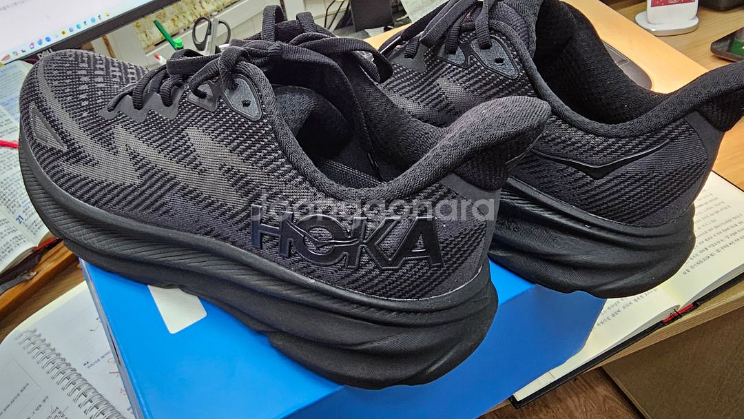 호카 클리프톤9(265-260.런닝화.본디8. 나이키 | 런닝화/워킹화 | 중고나라