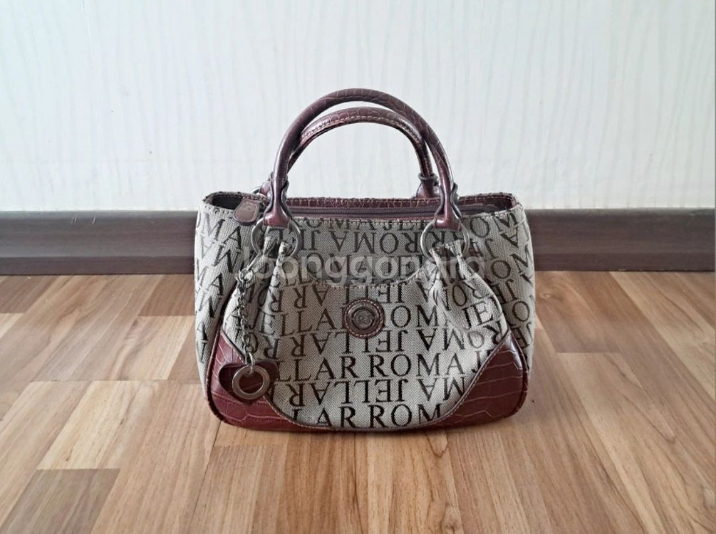 Roma Jellar 핸드백 | 중고나라 카페에서 운영하는 공식 사이트