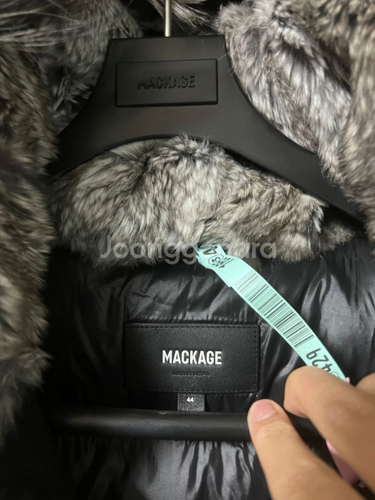 맥케이지 딕슨 실버퍼 44 21FW | 패딩/야상/점퍼 | 중고나라