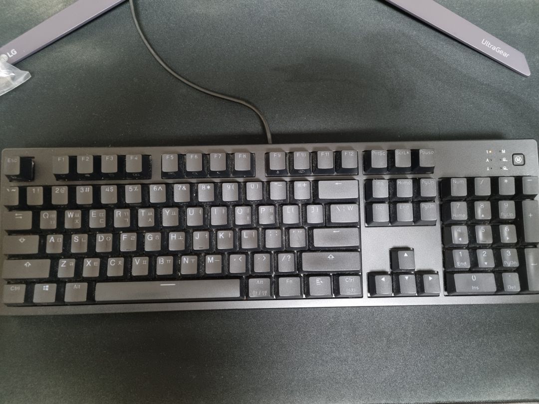 앱코k995p v3 RGB 무접점 키보드 팝니다 | 키보드/마우스/스피커 | 중고나라