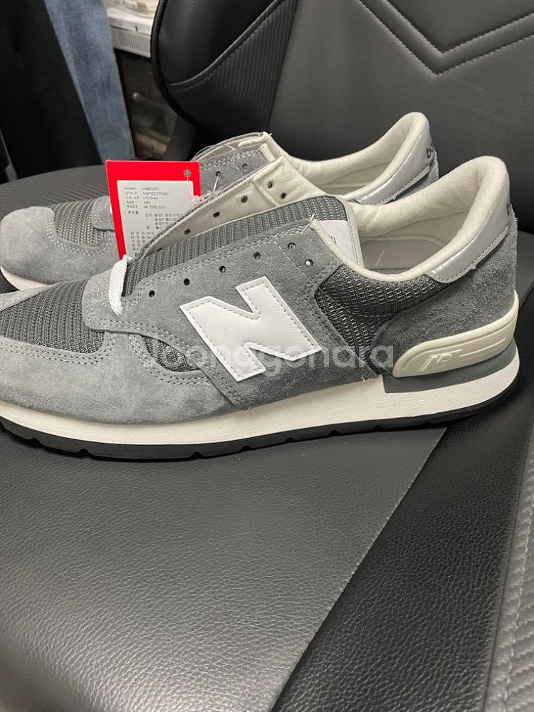 뉴발란스 M990GR1 그레이 285 새상품 | 단화/캐쥬얼화 | 중고나라