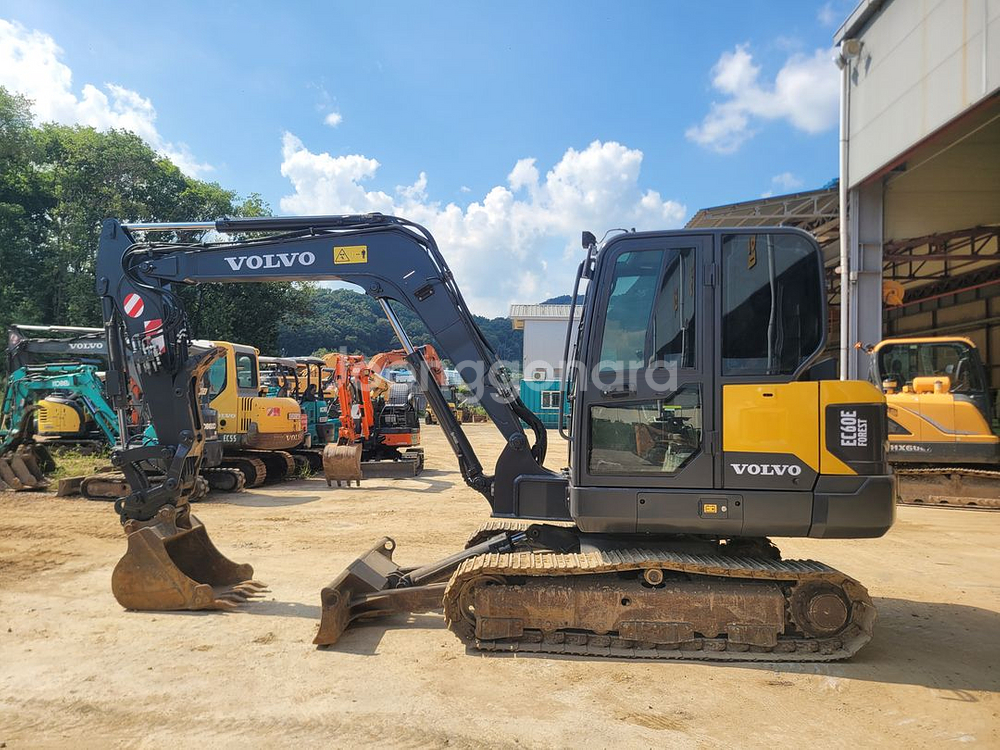 볼보 02 굴삭기 EC60E 2017년식 코집 매매 | 중고나라 카페에서 운영하는 공식 사이트