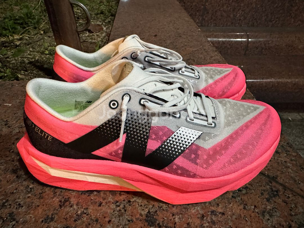 뉴발란스 sc엘리트v4 D 270mm 팝니다 | 중고나라 카페에서 운영하는 공식 사이트