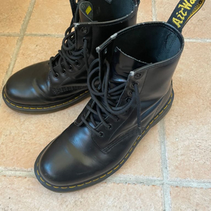 닥터마틴 1460 중고거래 | 중고나라 카페에서 운영하는 공식 사이트