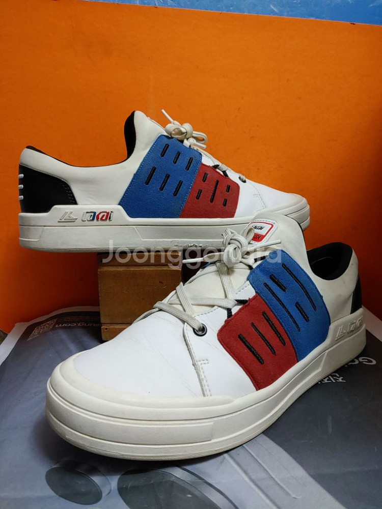 LAKAI 라카이 스니커즈(US9.5표기275) | 중고나라 카페에서 운영하는 공식 사이트