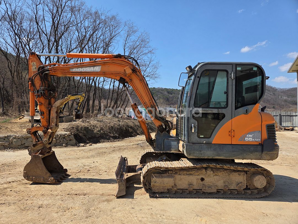 두산 02굴삭기 DX55MT 10년 하부 기능 특급 | 중고나라 카페에서 운영하는 공식 사이트