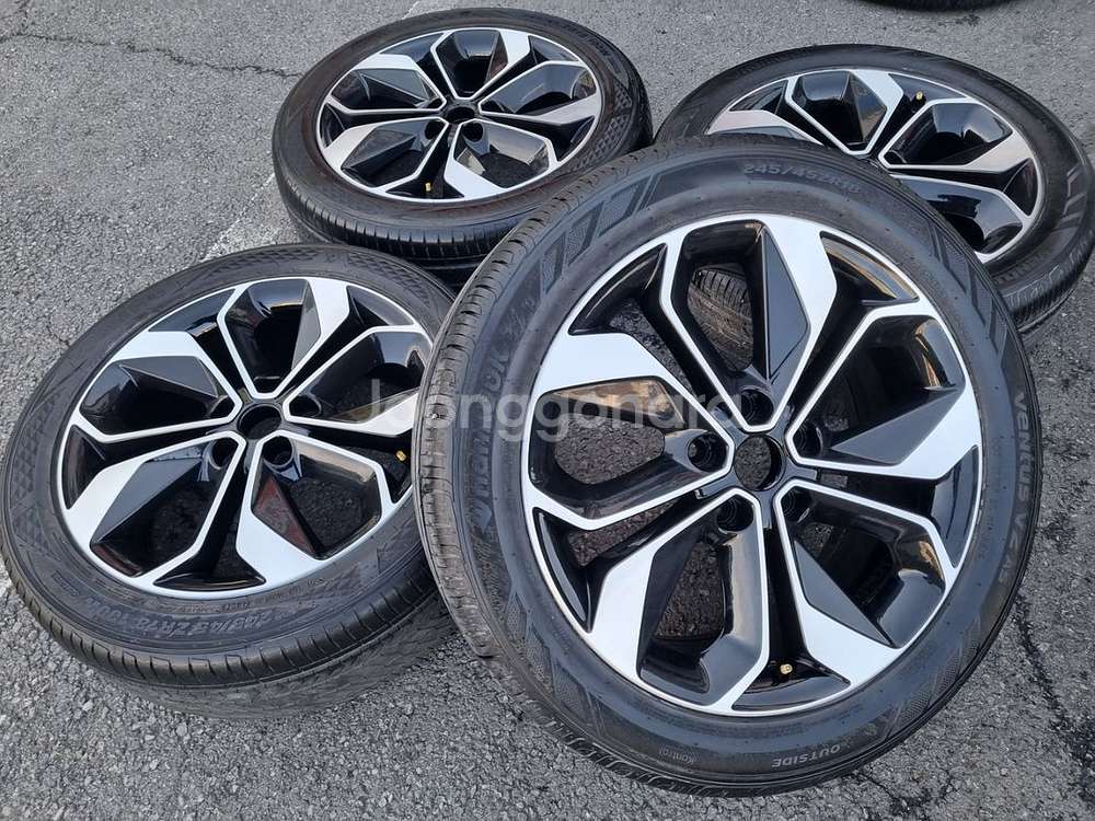 르노 SM6 18인치 2454518 휠타이어 팝니다 | 중고나라 카페에서 운영하는 공식 사이트